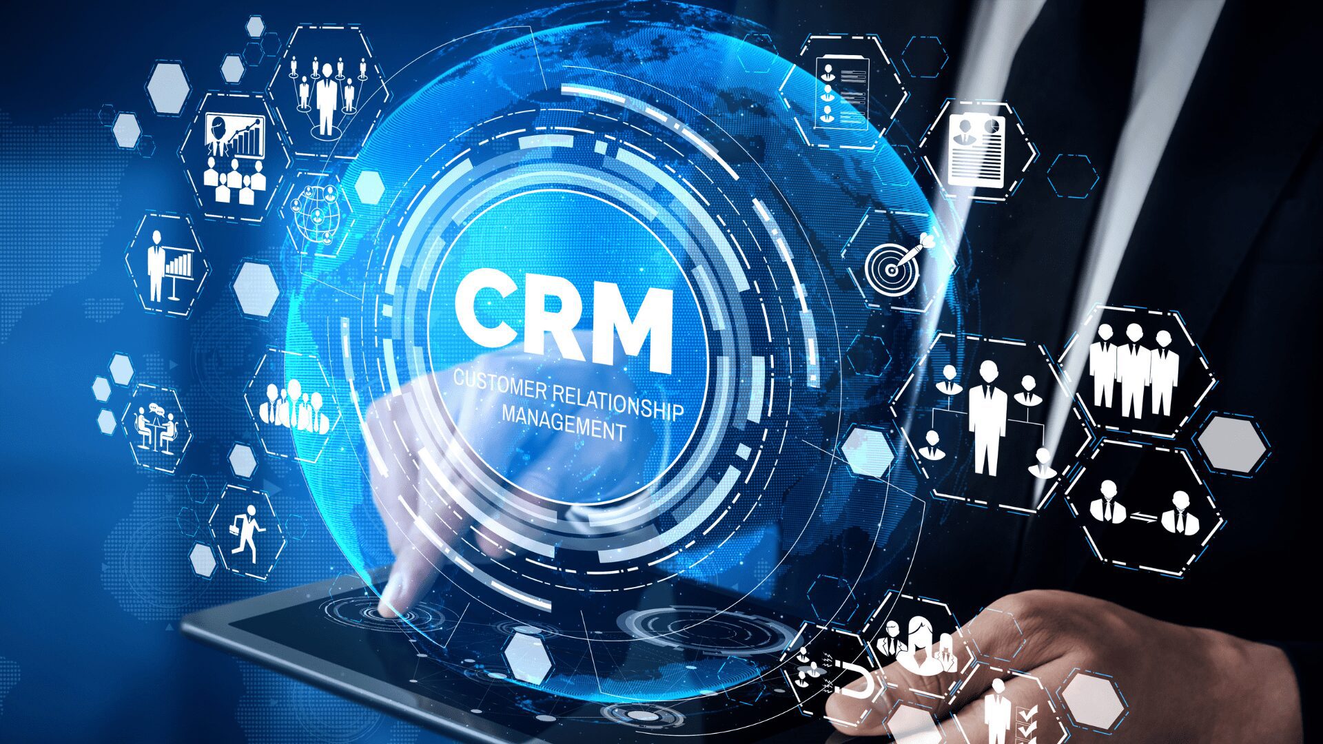Kako v podjetje uvesti sistem CRM | INTRIX Kako v podjetje uvesti sistem CRM | INTRIX