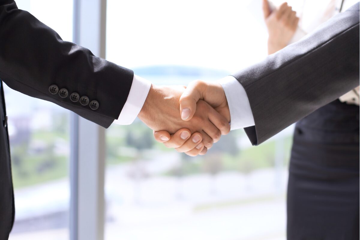 Donošenje odluka na temelju podataka: integracija Intrix CRM i Dun ...